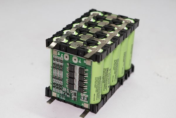 How to Choose Common Port or Separate Port for Lithium-ion Pack BMS?
